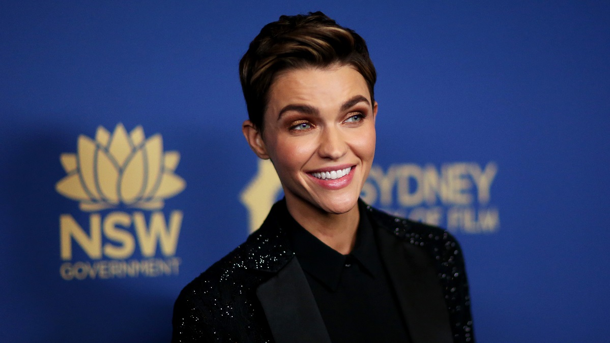 10 Actors Who Should Play V in the Live-Action Cyberpunk 2077 ...