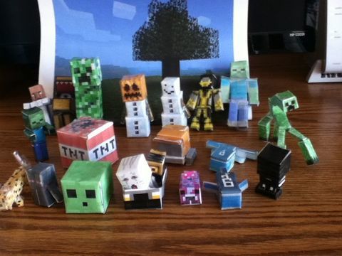 Minecraft Papercraft World